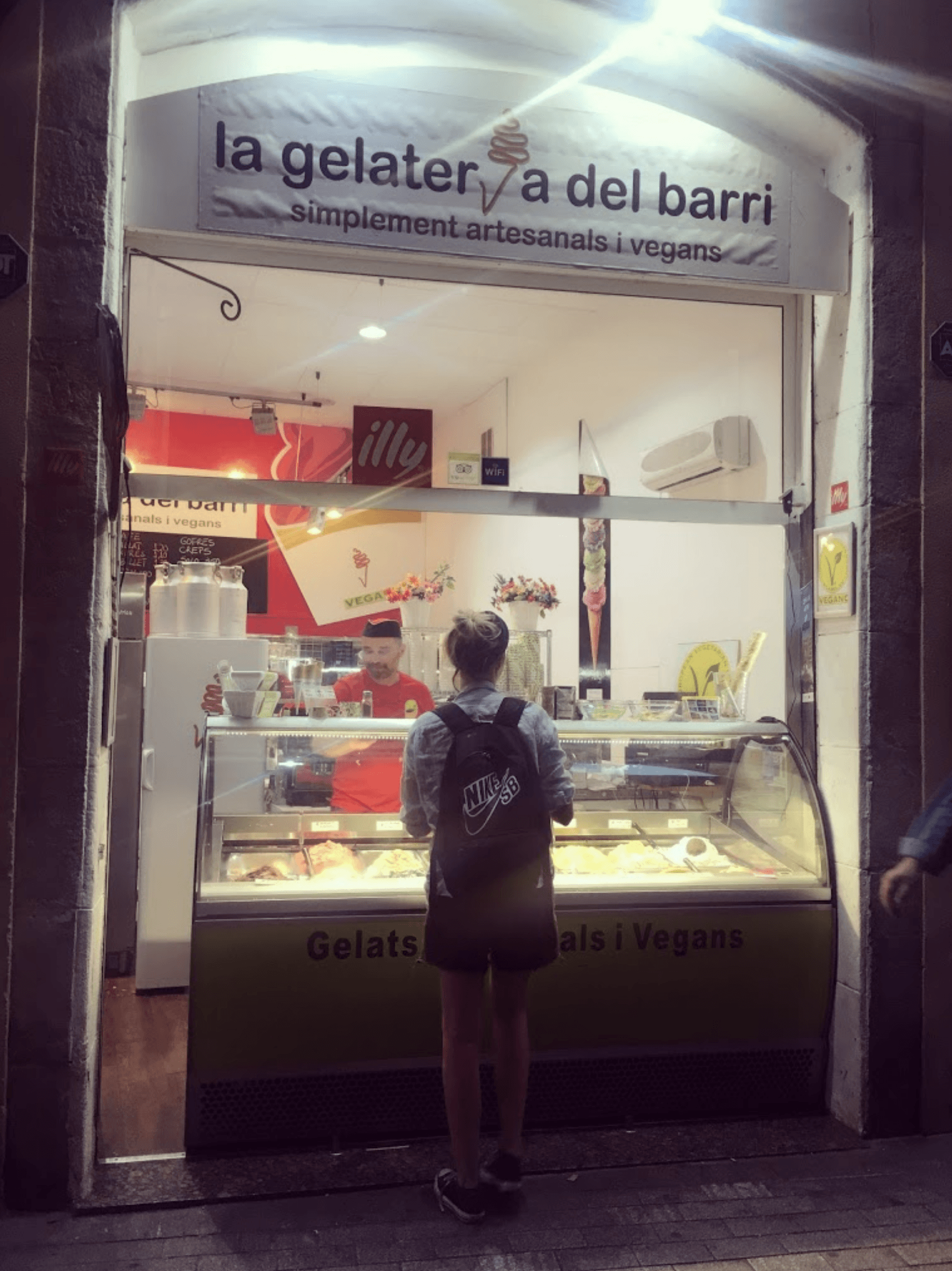 Vegan restaurants in Barcelona and vegan stores, the perfect city tour
